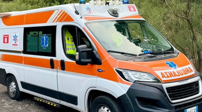 Operaio schiacciato da una betoniera a Comitini, è grave