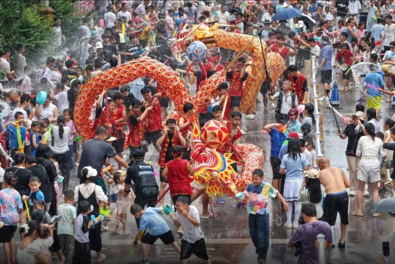 Dragon Boat Festival, a Pechino 8,4 mln di visite turistiche durante le ...